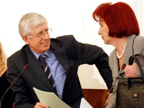 Овчаров дава Костов на прокурор за скъп ток