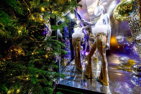 Harvey Nichols Unveils 2022 Festive Window Display TheIndustry Fashion