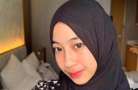Adiba Khanza Bakal Segera Menikah Dengan Egy Pesebak Bola Umi Pipik