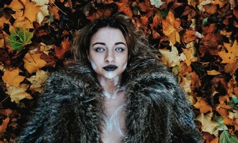 Write A Suspenseful Horror Or Paranormal Story Werewolf Vampire Romance