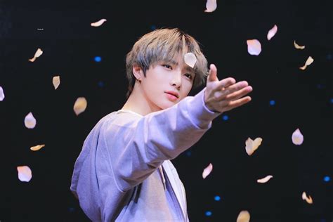 Pin By 캐씨 On Beomgyu Pics Disney Characters Character Disney Princess