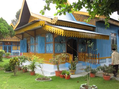7 Rumah Adat Riau Dan Kepulauan Riau Nama And Penjelasan
