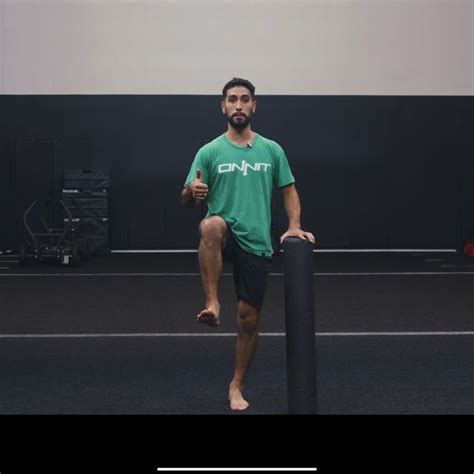 Right Leg Hip Rotation By Ömer Köseoğlu Exercise How To Skimble