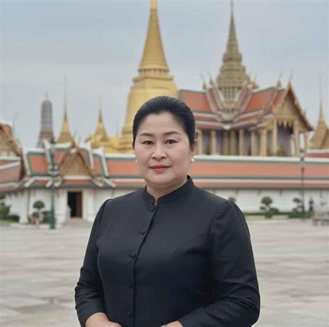 โรงเรียนสงครามพิเศษ ⊱⊱ ๔ พฤษภาคม • วันฉัตรมงคล ⊰⊰ ———— •♛• ———— ♛ วันฉัตรมงคล อ่านว่า