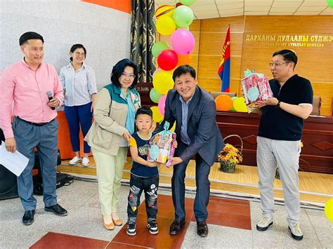 “ДДС” ТӨХК ИЙН ЗАХИРГАА ҮЙЛДВЭРЧНИЙ ЭВЛЭЛИЙН ХОРОО ХАМТРАН НИЙТ АЖИЛТНУУДЫНХАА 300 БЯЦХАН ҮРСЭД