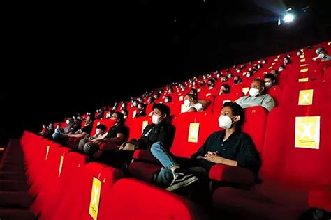 Rekomendasi Film Indonesia Romantis Remaja Paling Berkesan TERAKURAT