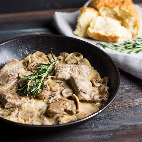 Recette Côtes de porc à la crème facile facile