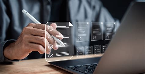 複数の口座開設手続きを一括で完結する「webポータル業務システム」 ｜ ユースケース 顧客接点dxソリューション 電通総研