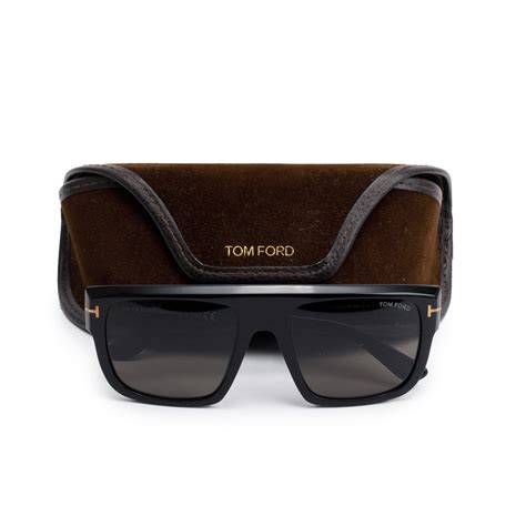 Tom Ford Tf699 Alessio Square Sunglasses W Case Oliver Jewellery