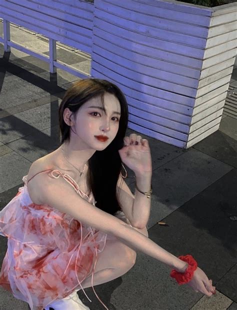 变性成功后成美女，比网红艾比还 真”的变性人，网友：成功案例艾比李由任豪新浪新闻