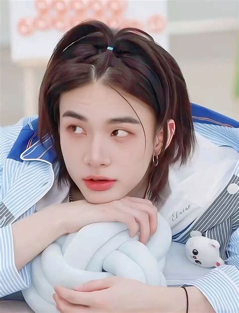 Hyunjin Space Buns Hyunjin Braided Hair A Hyunjin Hyunjinnie