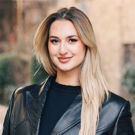 Danielle Duvidzon Real Estate Agent Compass