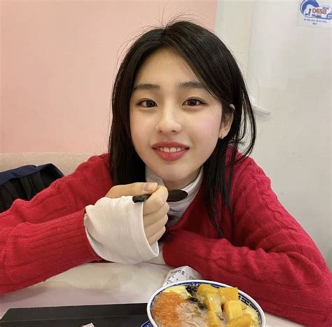 𝙐𝙇𝙕𝙕𝘼𝙉𝙂 in 2025 Ulzzang Edit my photo Quick