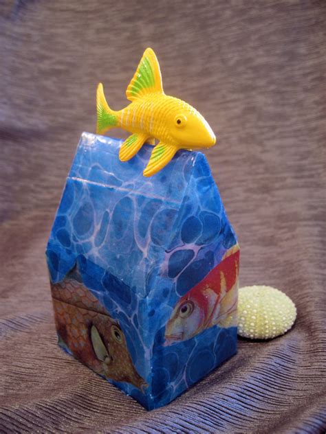 Ice Resin Fine Artist Nikki Smith