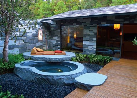 Kengo Kuma Completes Chinese Spa With Pixellated Stonework