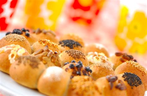 パーティライ麦パン【e・レシピ】料理のプロが作る簡単レシピ20051101公開のレシピです。