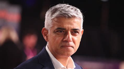 Conservatives Slammed Over Sadiq Khan Anti Semitism Clip Indy100