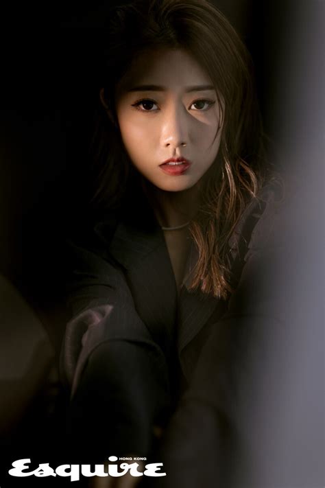 陳欣茵索女泳衣內衣淺談
