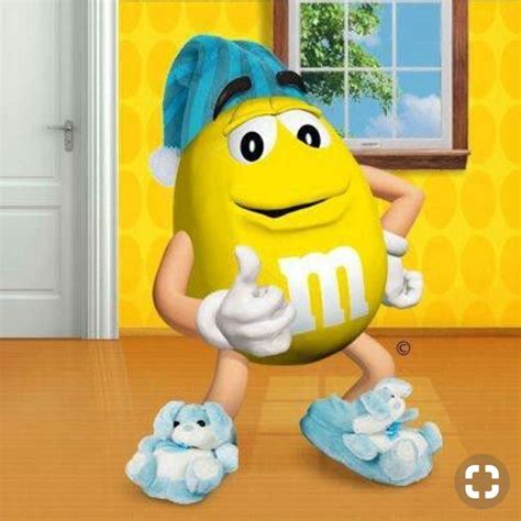 Pin By 🌜moon Belaaa🌛 On Mand €m Mandm Characters Fun At Work Yellow Mandm