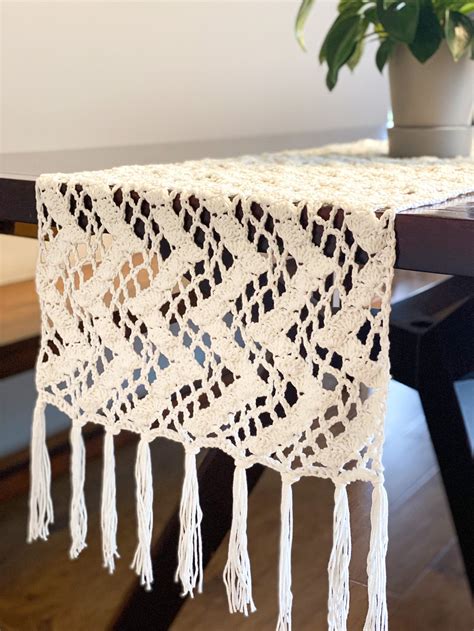 PDF Zigzag Table Runner Crochet Pattern Table Runner Pattern Etsy