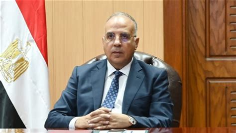 حياة كريمة وزير الري إنهاء أعمال تأهيل ترع بأطوال إجمالية 4138 كيلومتر