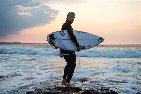 Surfer Mick Fanning Attacked By Shark During Contest