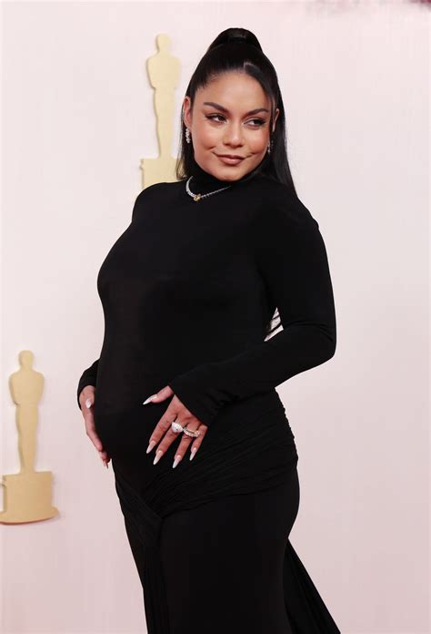 Vanessa Hudgens Announces Her Pregnancy At The 2024 Oscars