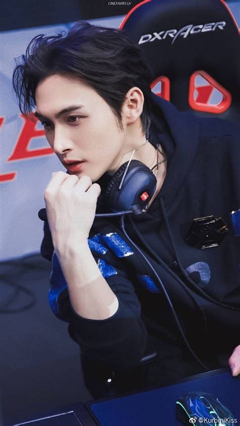 张彬彬 电竞 超甜冰淇淋 急急如率令 B68857341b P3870422108p 人物摄影——爱豆t202184