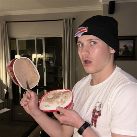 Stream Logan Wall Music Listen To Songs Albums Playlists For Free On Soundcloud