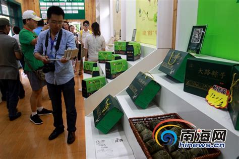 琼海大路镇农产品搭乘“电商快车” 线上线下融合发展 Cn