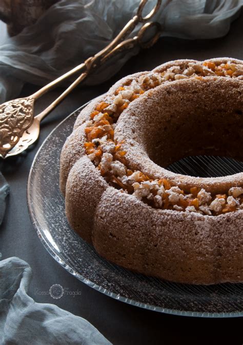 CIAMBELLA ALLA ZUCCA CON NOCI E CANNELLA