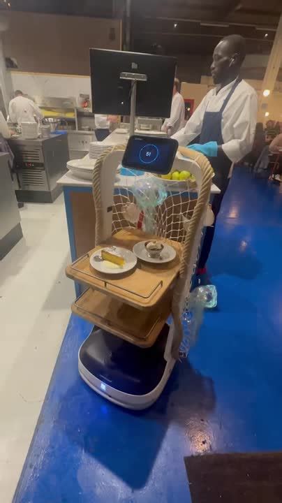 Restaurant Hospitality Customerexperience 🌍aravinth Yukesh Rajasekar Lion 🇮🇳