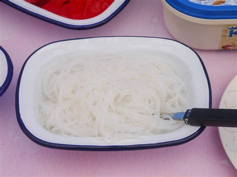 This Muslim Girl Bakes Falooda