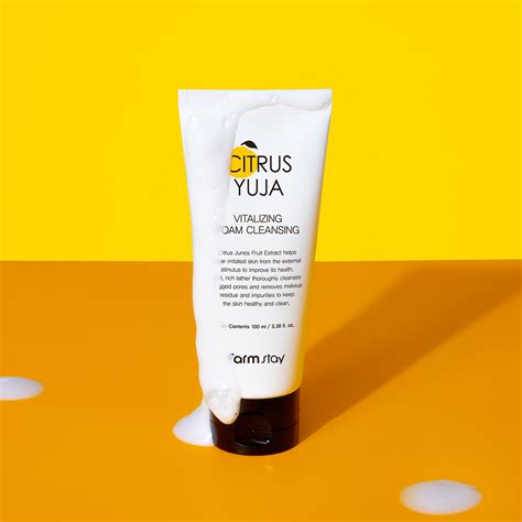 Farmstay Citrus Yuja Vitalizing Foam Cleansing Farmstay