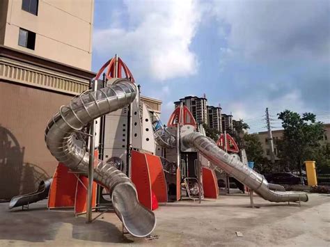 决定不锈钢滑梯游乐设备价格高的因素 哔哩哔哩