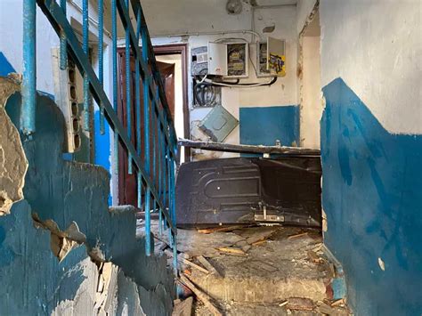 Подробиці влучання ворожої ракети в гуртожиток у Супрунівці — пошкоджено понад 30 будівель