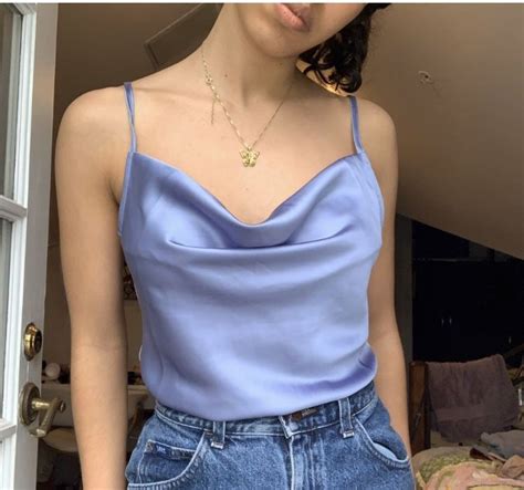 Prendas De SatÍn Que Necesitas Para Ser Una Chica Elegante
