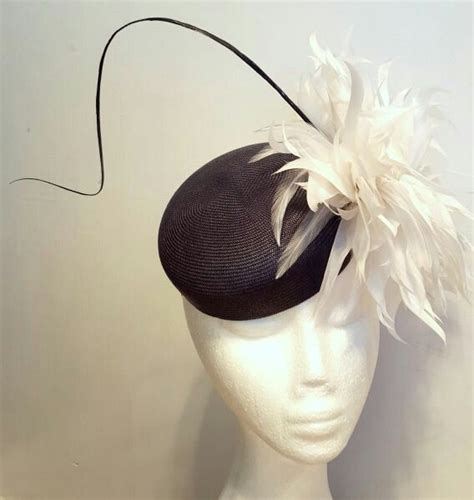 Pin By Millinery Mimarte Complementos On Cocktail Hat Pretty Hats Wedding Hats English Hats