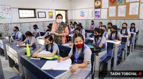 Rs 1300 Cr Scam In Construction Of Delhi Govt School Classrooms Says