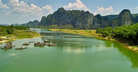Một bài văn mẫu lớp 11 thú vị Thuyết minh về hệ thống sông ngòi và