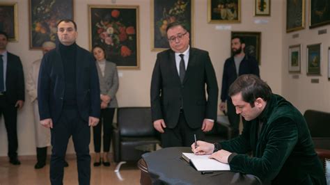 თორნიკე რიჟვაძემ ბათუმში თურქეთის გენერალურ საკონსულოში გახსნილ