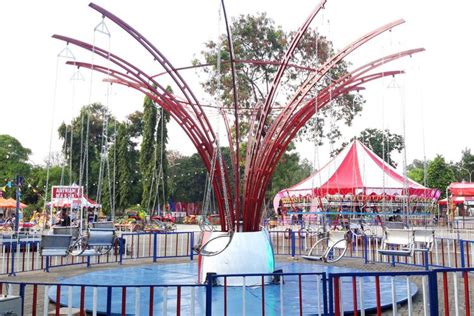 Foto Wahana Komidi Putar Ambruk Ini Penjelasan PRJ
