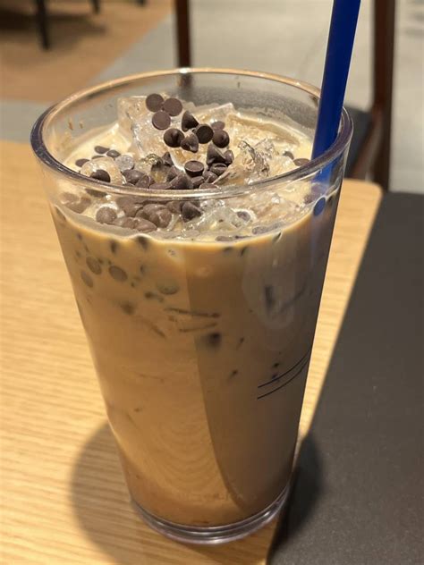 잡담 아이스 바닐라라떼에 초코칩 추가하면 맛있음 인스티즈instiz 일상 카테고리