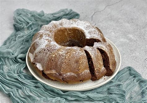 Vegan Torta De Miel Negra Black Honey Cake The Vegan Planet Kitchen
