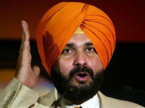 Sulking Navjot Singh Sidhu Wife To Quit Bjp Likely To Join Aap