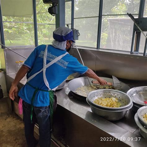 นายกสมเจตน์ จันทร์พยัพ พร้อมด้วยคณะผู้บริหาร สมาชิกอบต และพนักงานอบต ได้นำคณะศึกษาดูงานโครงการ