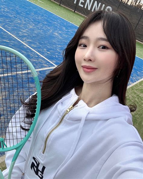 𝗡𝗜𝗡𝗜𝗪𝗢𝗡𝗬 필라테스 헬스 여행 맛집 광고 다이어트 중에도 맛있는 거 포기 못해 계절바뀌고 옷 얇아지면 다이어트 더