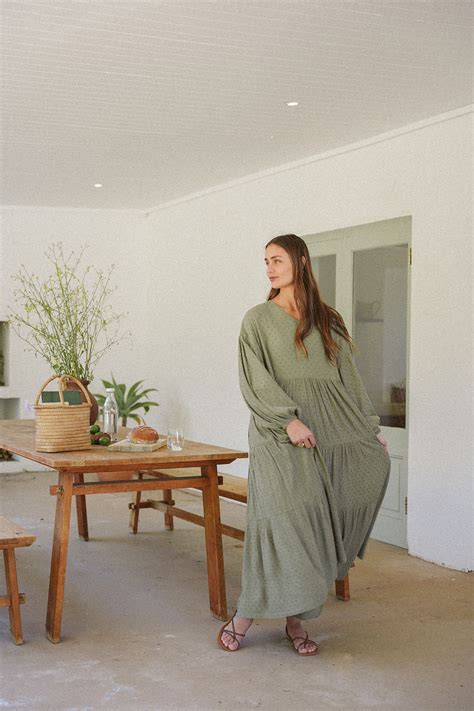 דף הבית Zohar Ariel