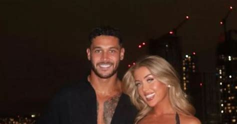 Love Islands Jess Gale Sparks Split Rumours With Callum Jones During