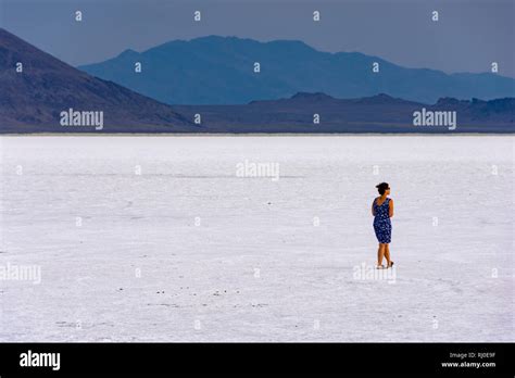 Bonneville Salt Flats Utah United States August 15 2018 Woman